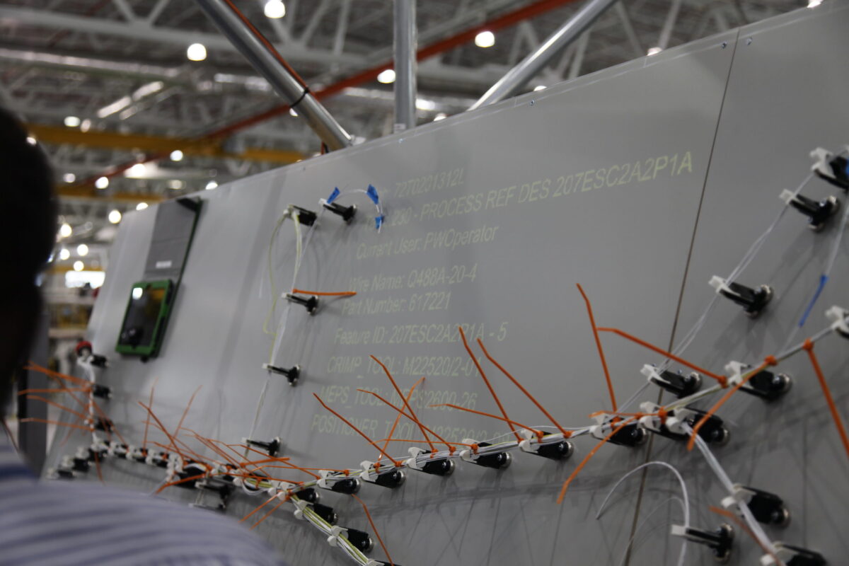 Mixed-Reality | 3d projection mapping hardware | Delta Sigma Company